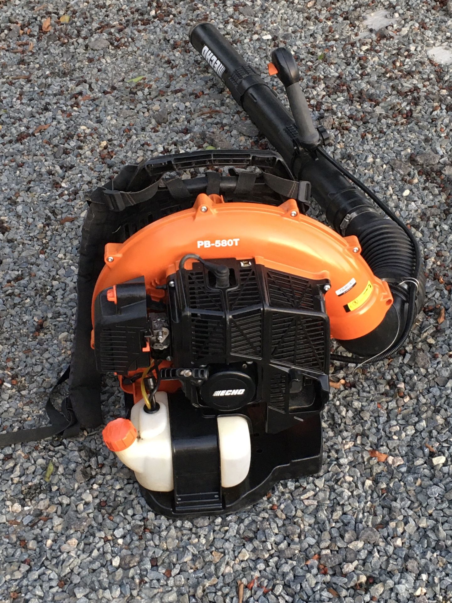 ECHO PB 580 BLOWER COMMERCIAL! ALMOST NEW! USED ONLY SOMETIMES! VERY ...