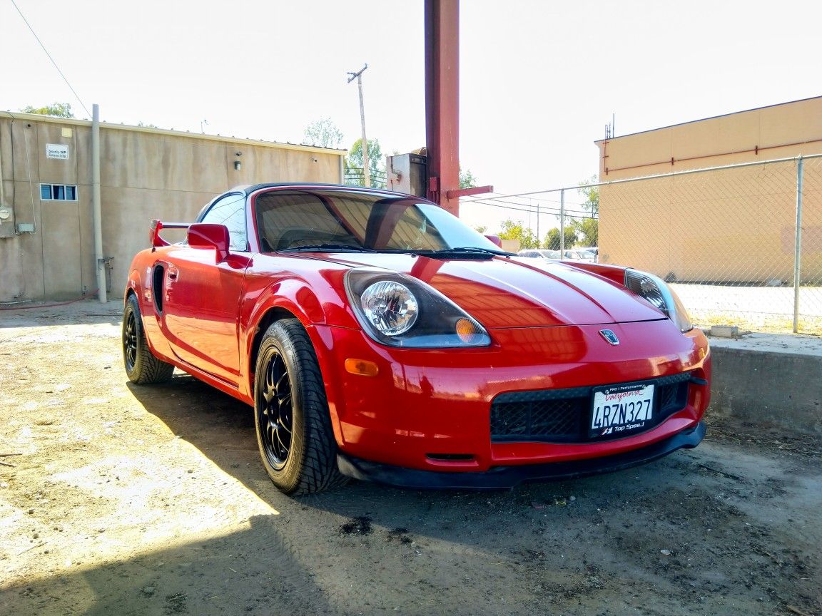 2001 Toyota MR2 Spyder for Sale in Bakersfield, CA - OfferUp