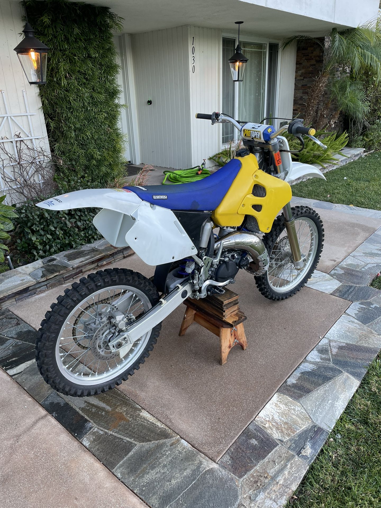 1997 Suzuki RM 125 for Sale in Thousand Oaks, CA - OfferUp