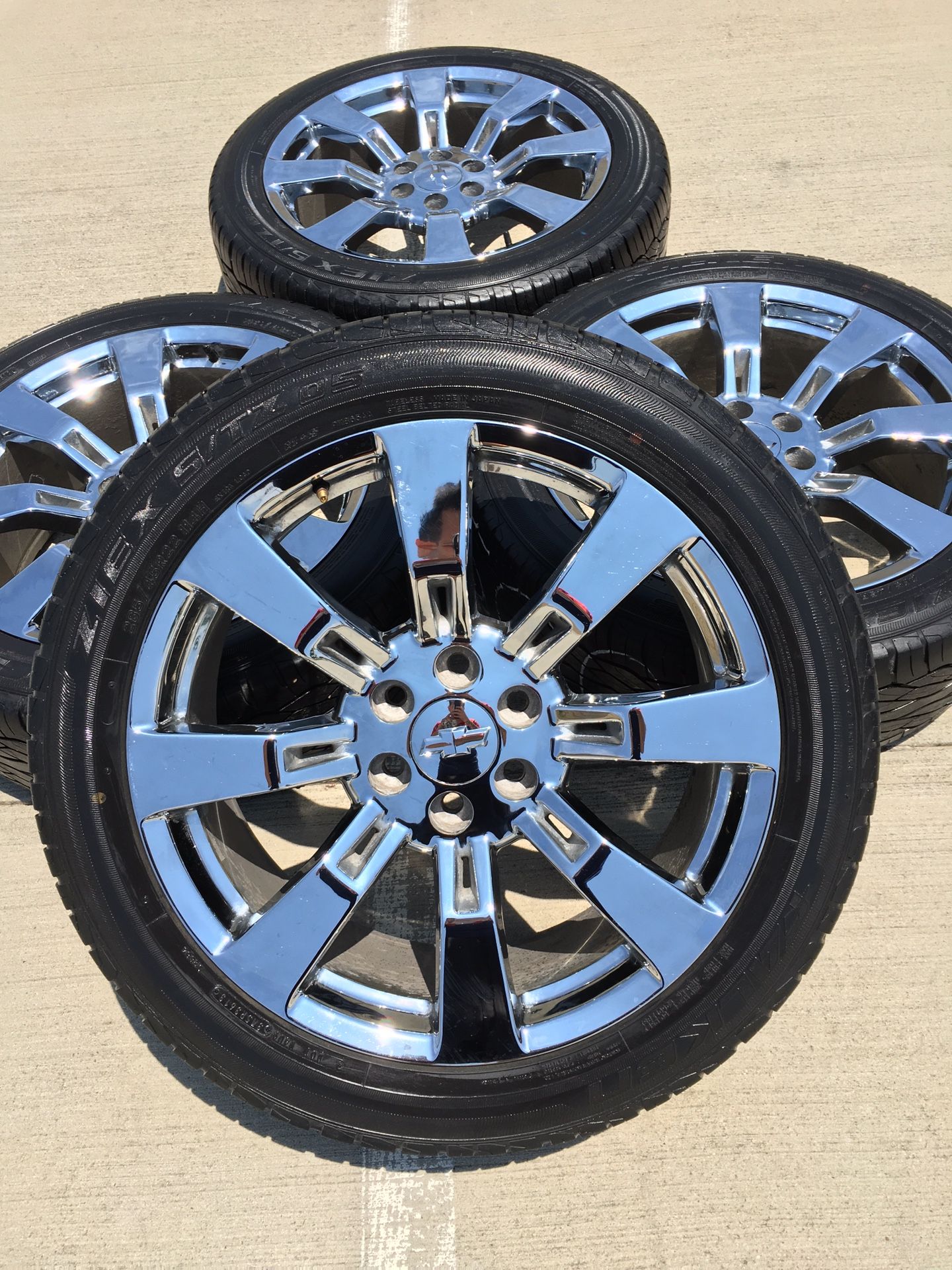 22 inch Chevy Silverado Tahoe suburban GMC Sierra Denali rims Rines ...