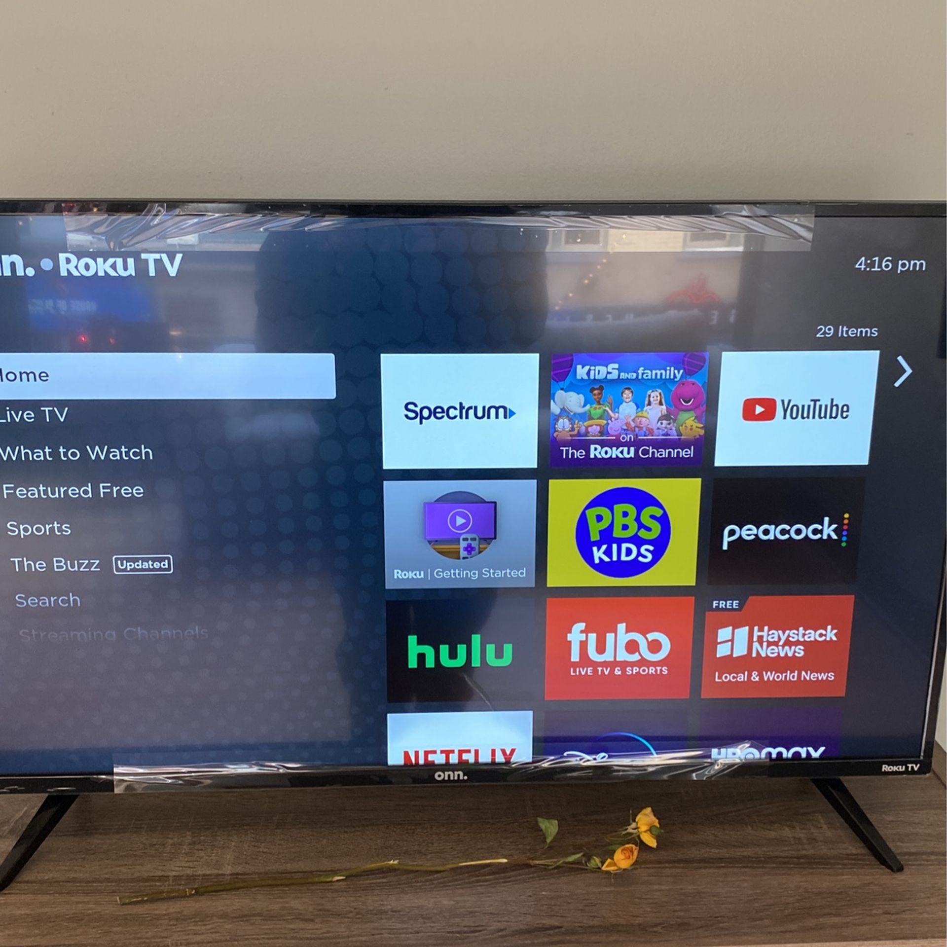 43 Inch Onn Roku Tv for Sale in Cleveland, OH - OfferUp