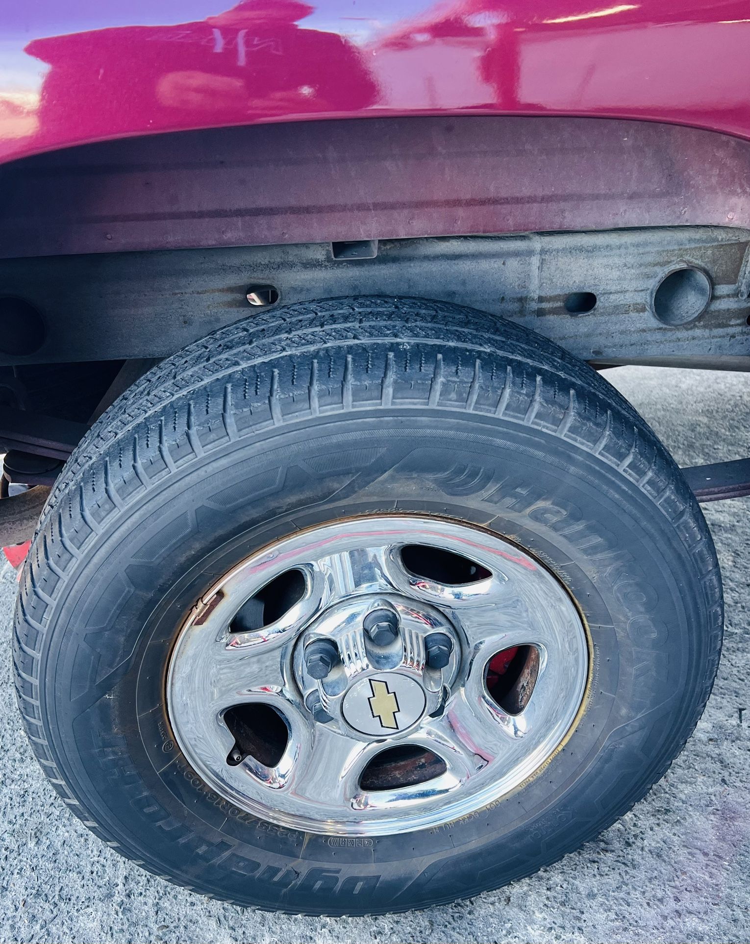 255 70 R 16 6 Lugs for Sale in San Diego, CA - OfferUp