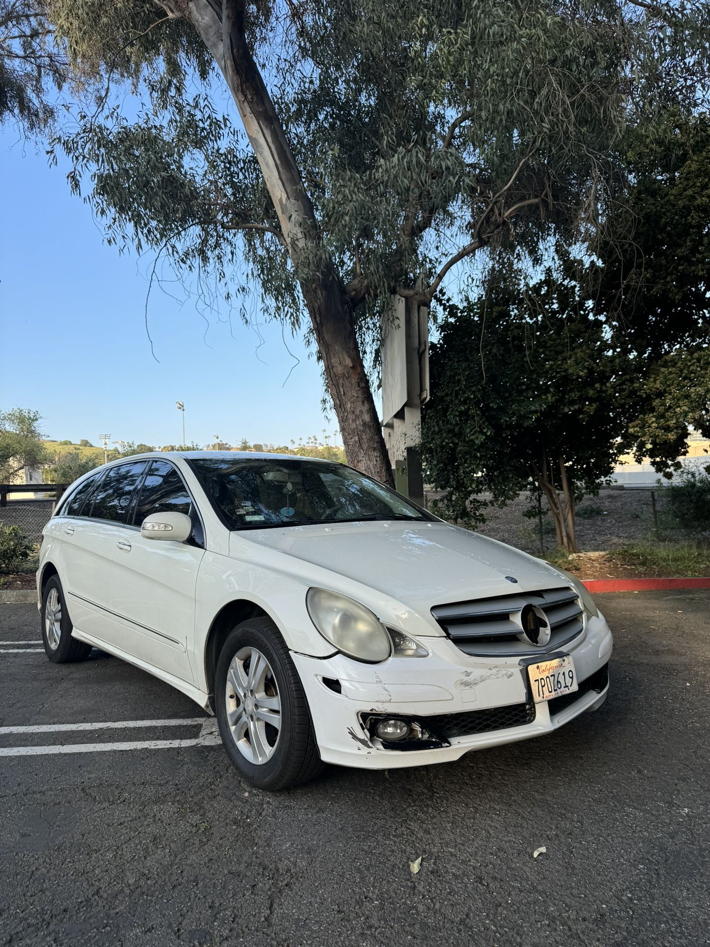 2008 Mercedes R350 for Sale in Escondido, CA - OfferUp