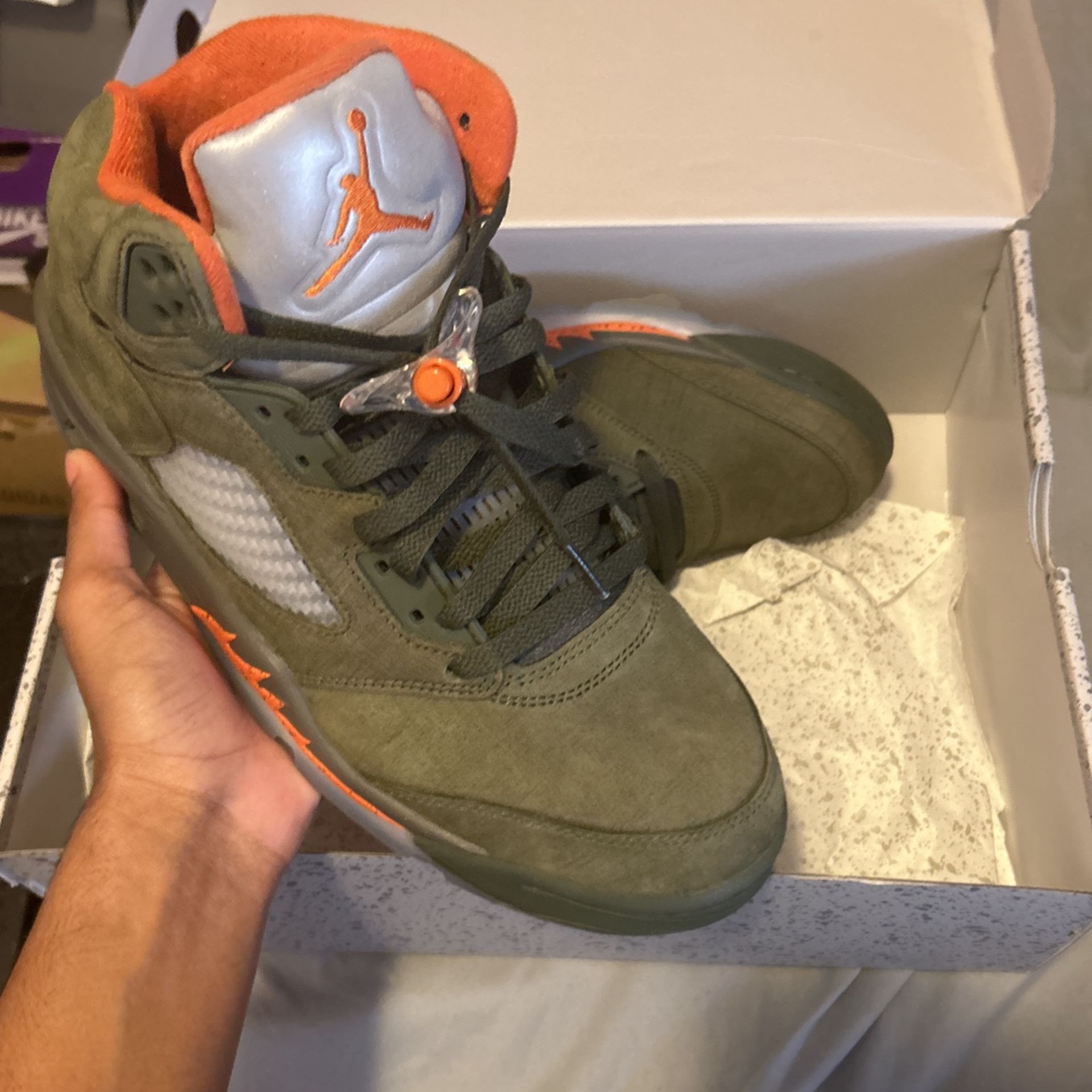 Jordan 5s Retro for Sale in Orange Park, FL - OfferUp