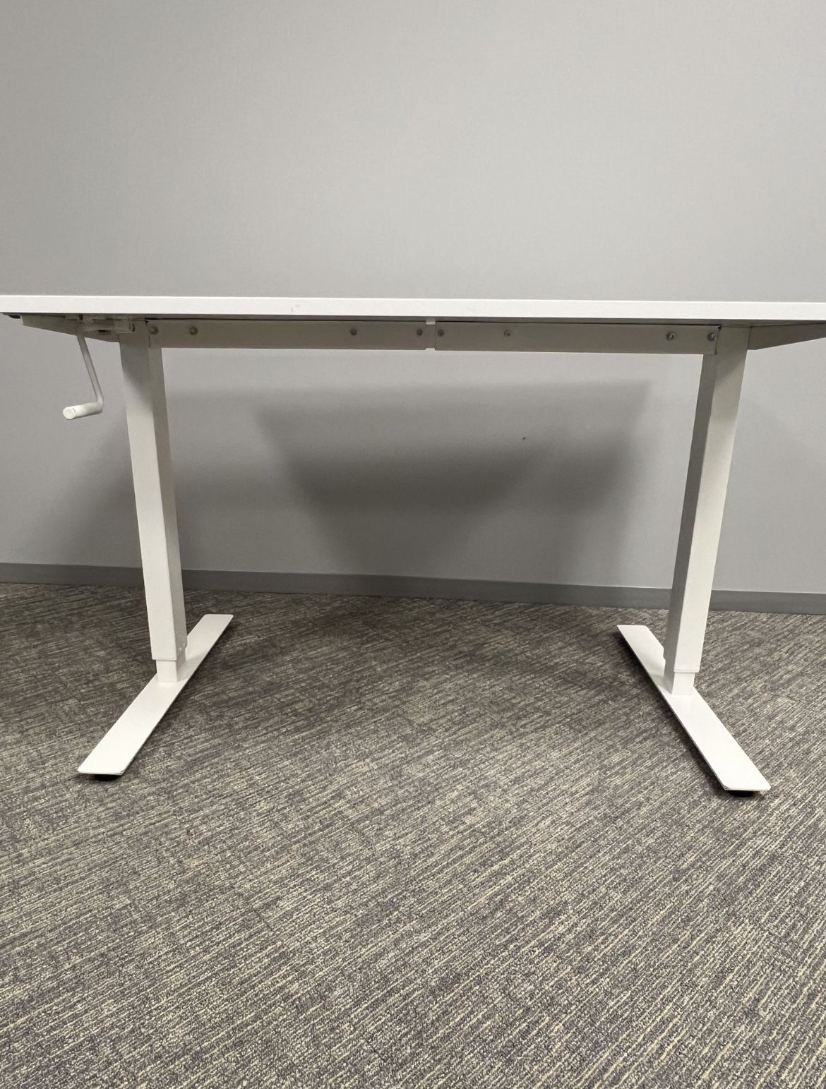 NEW White Office Desk - Raise/Lower for Sale in Irvine, CA - OfferUp