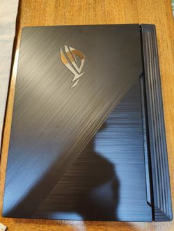 Gaming laptop Asus ROG Strix G512L Intel I7 Nvidia RTX Wrap around RGB ...