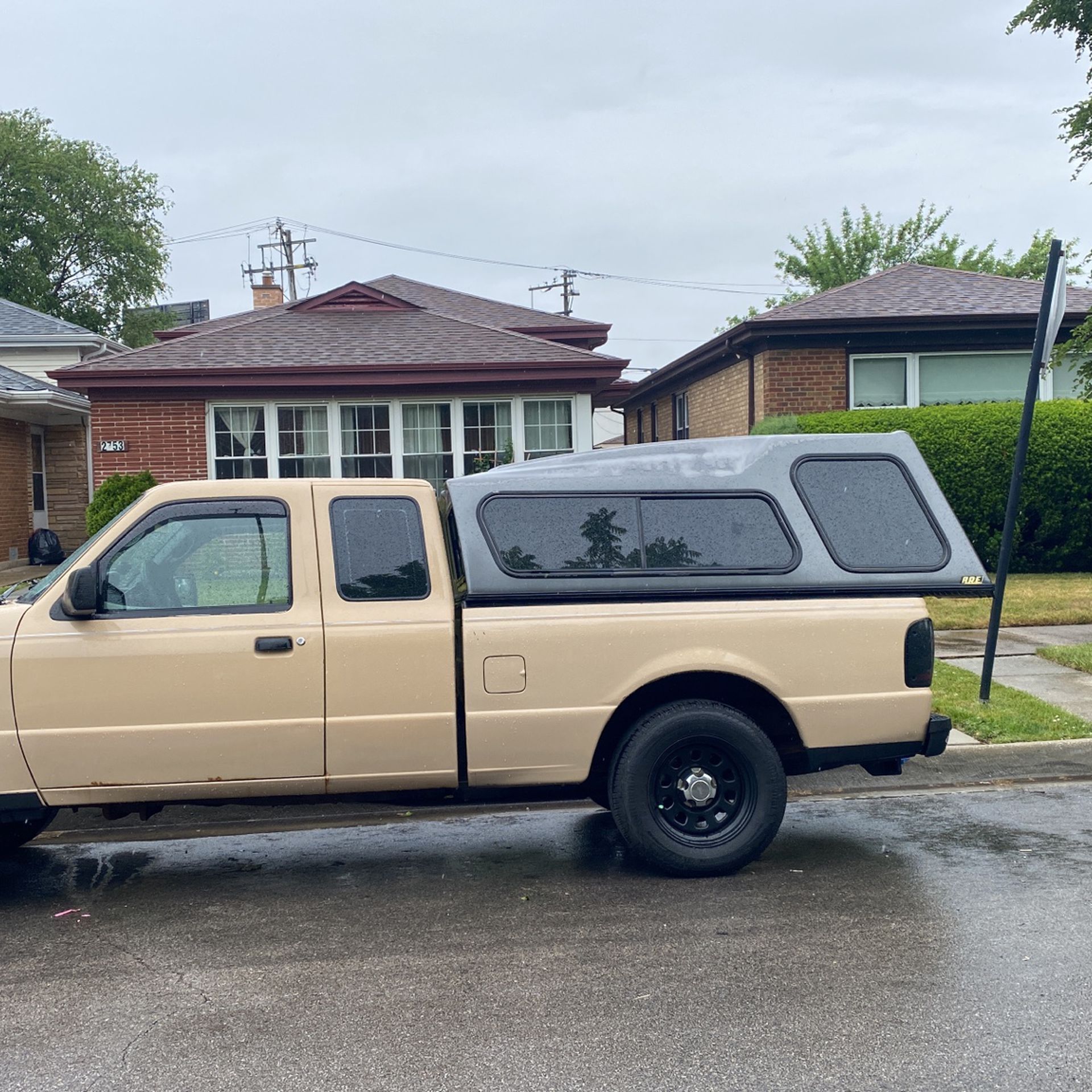 Ford ranger camper shell store