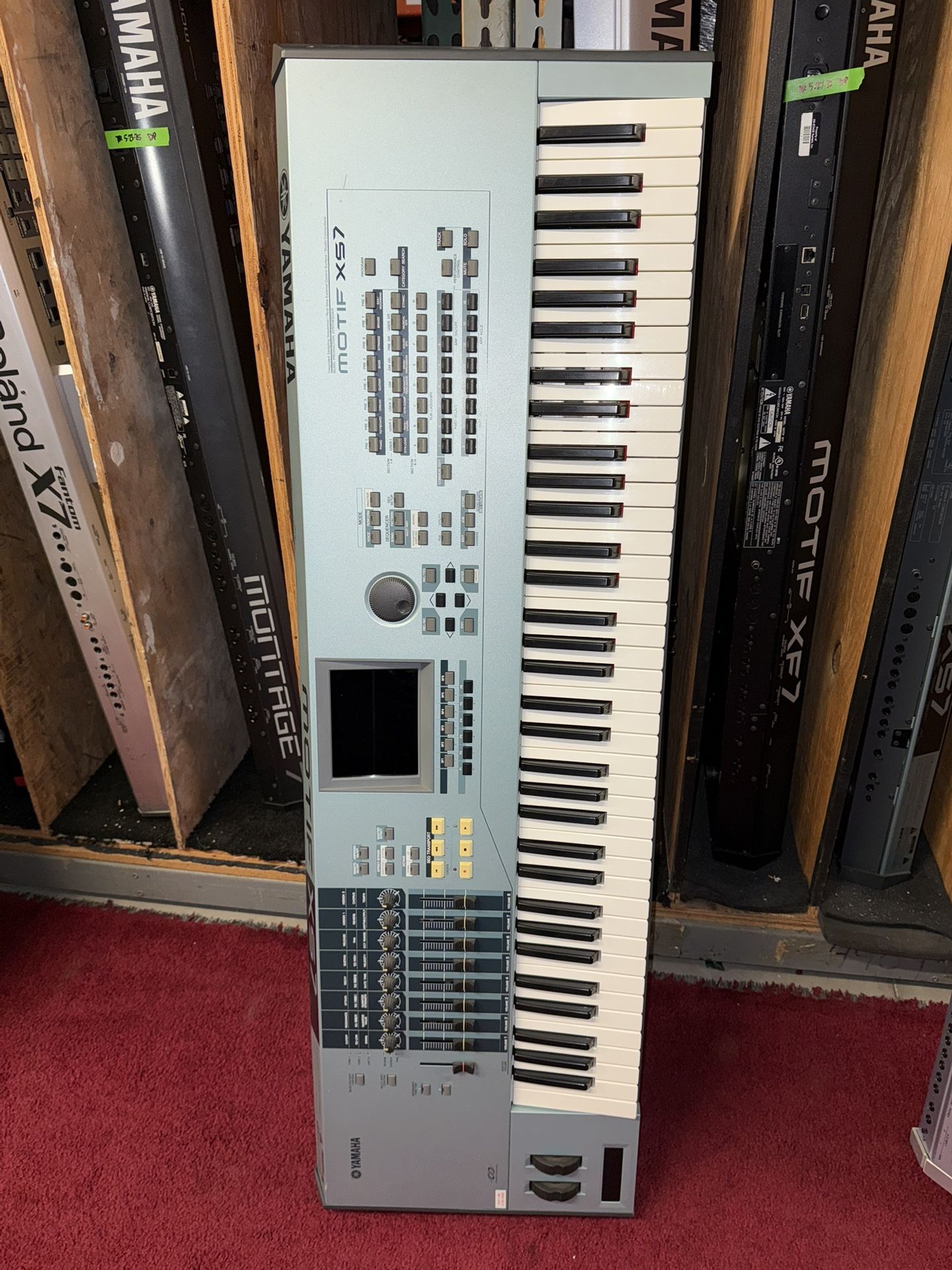 Yamaha Motif XS7 Electronic Keyboard Synthesizer for Sale in Covina, CA ...