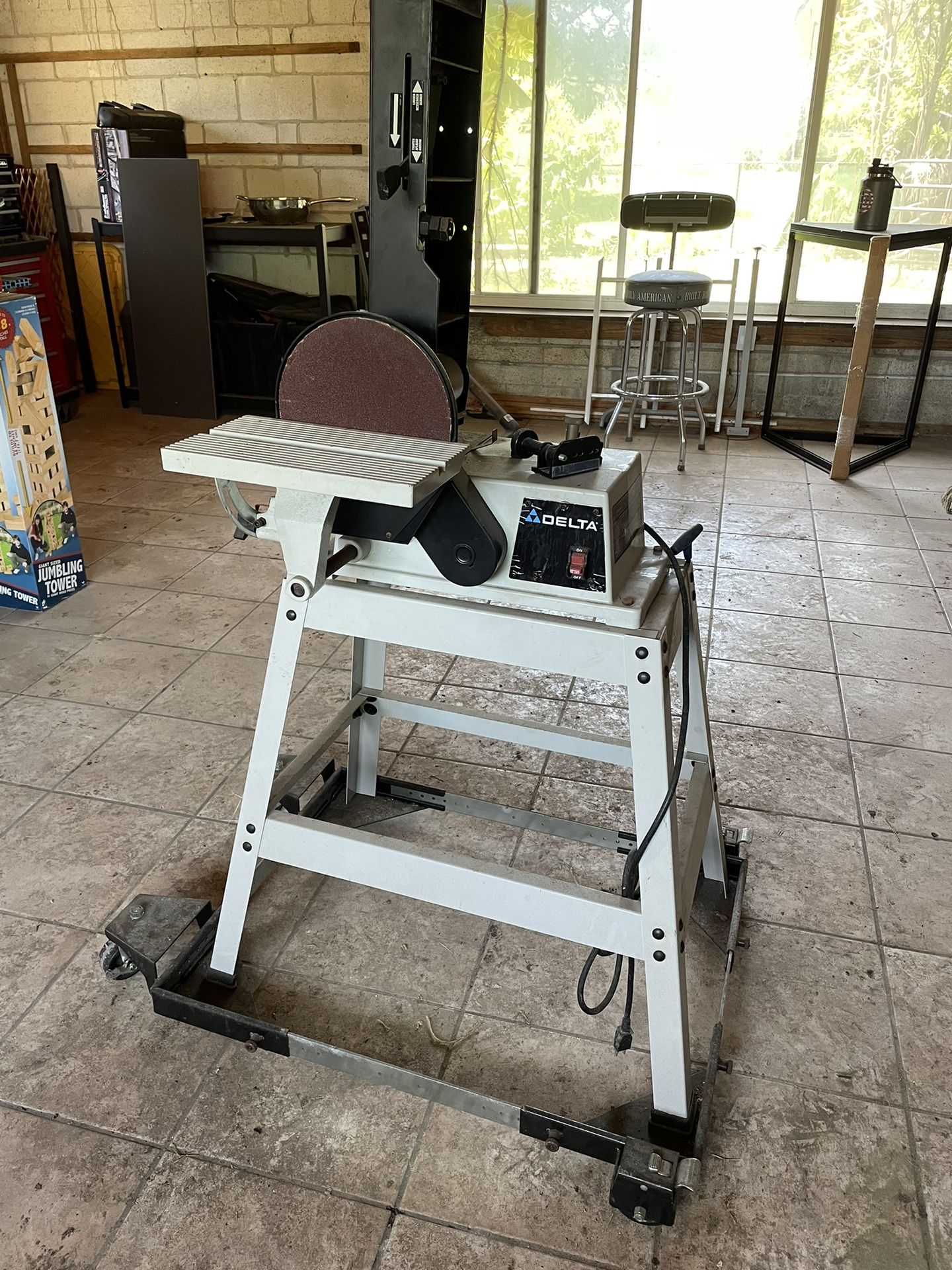 Delta 6” Belt / 9” Disc Sander for Sale in Fort Lauderdale, FL - OfferUp