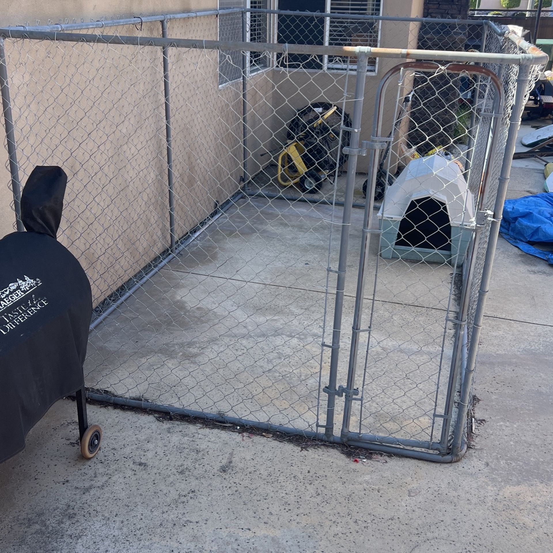 Large Dog Kennel for Sale in Huntington Beach, CA - OfferUp