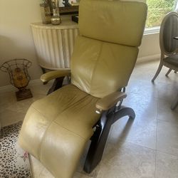 Zero Gravity Chair for Sale in Laguna Niguel CA OfferUp