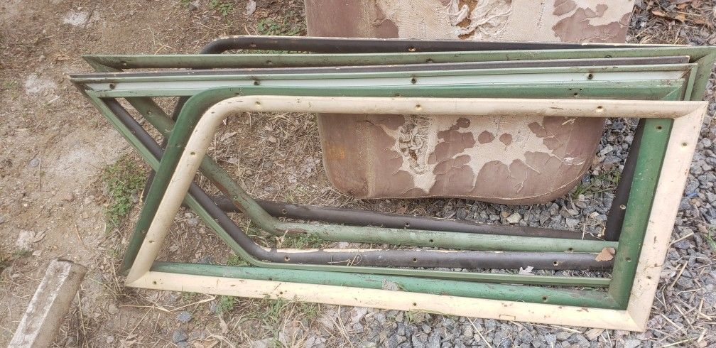 FSJ Jeep Wagoneer J10 J20 Cherokee Chief Parts for Sale in Upland, CA ...
