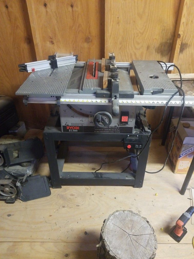 Ryobi BT3000 Bandsaw for Sale in San Antonio, TX - OfferUp