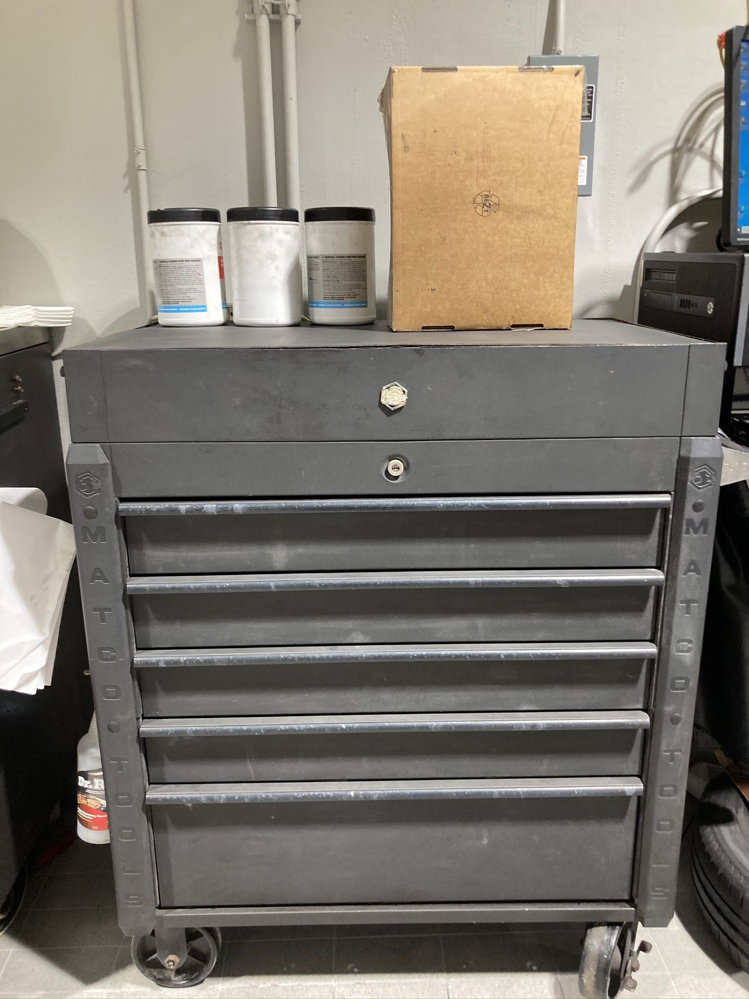 Matco Single Bay Tool Box Cart for Sale in Miami Beach, FL - OfferUp