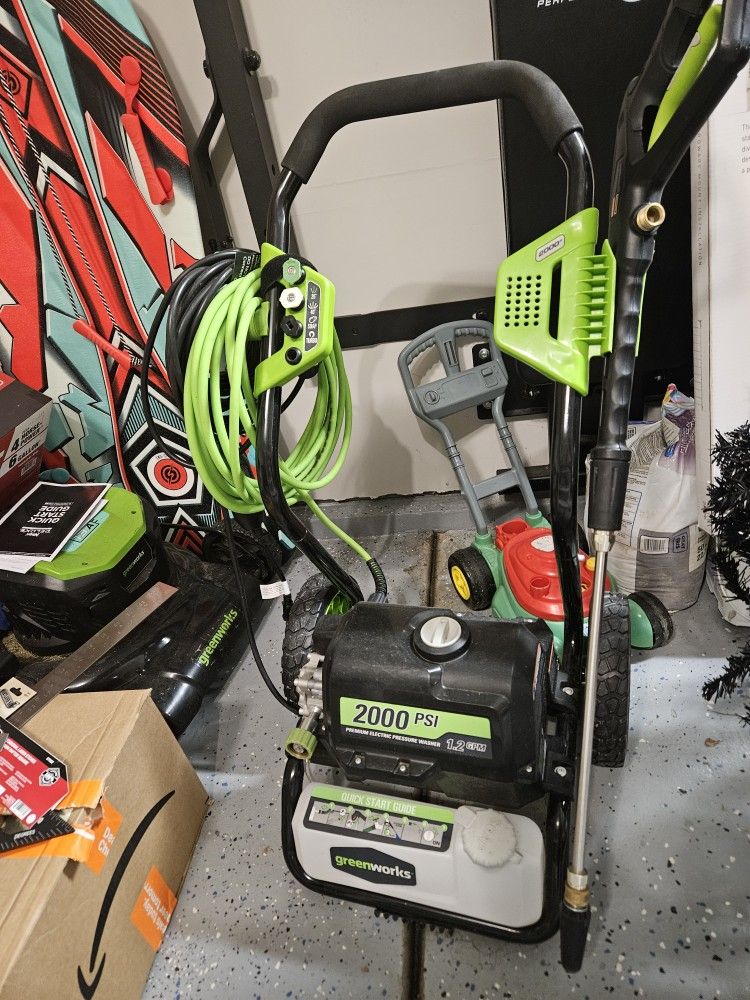Greenworks Pressure Washer for Sale in Monroe, WA - OfferUp