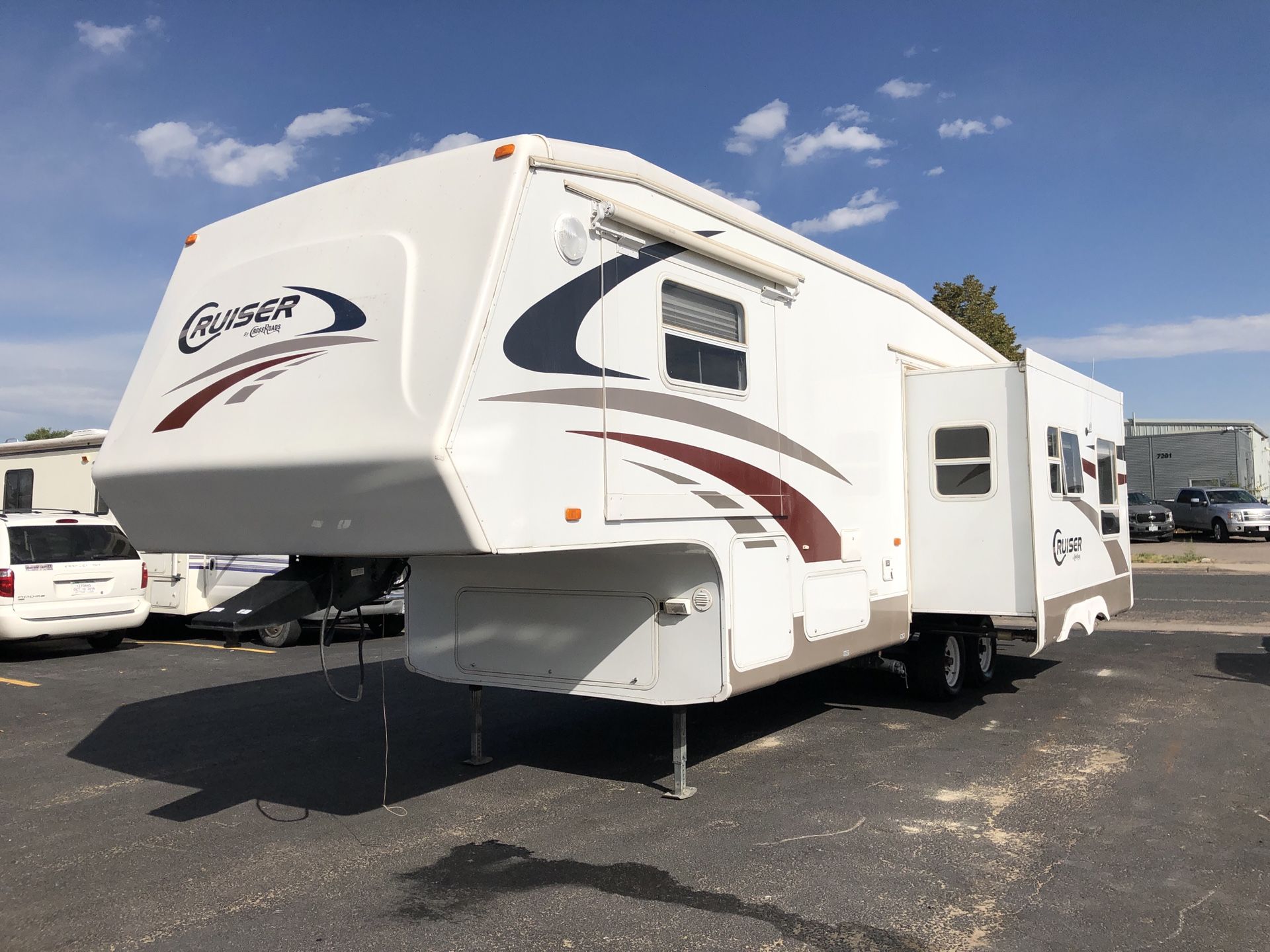 2005 crossroads cruiser 30 bunkhouse 5th wheel for Sale in Denver, CO ...