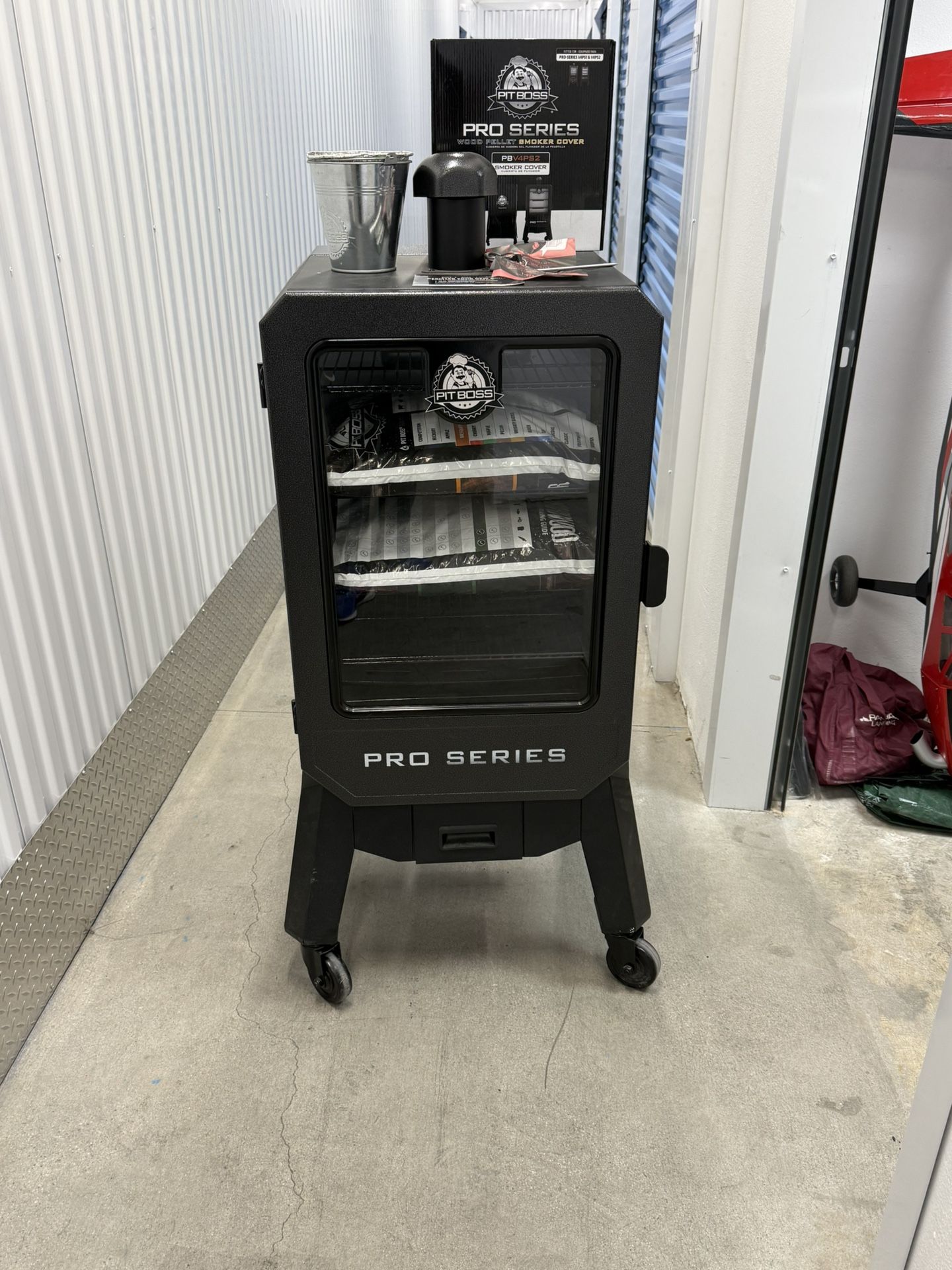 Pitt Boss Pro Series (NEW) for Sale in Moreno Valley, CA - OfferUp