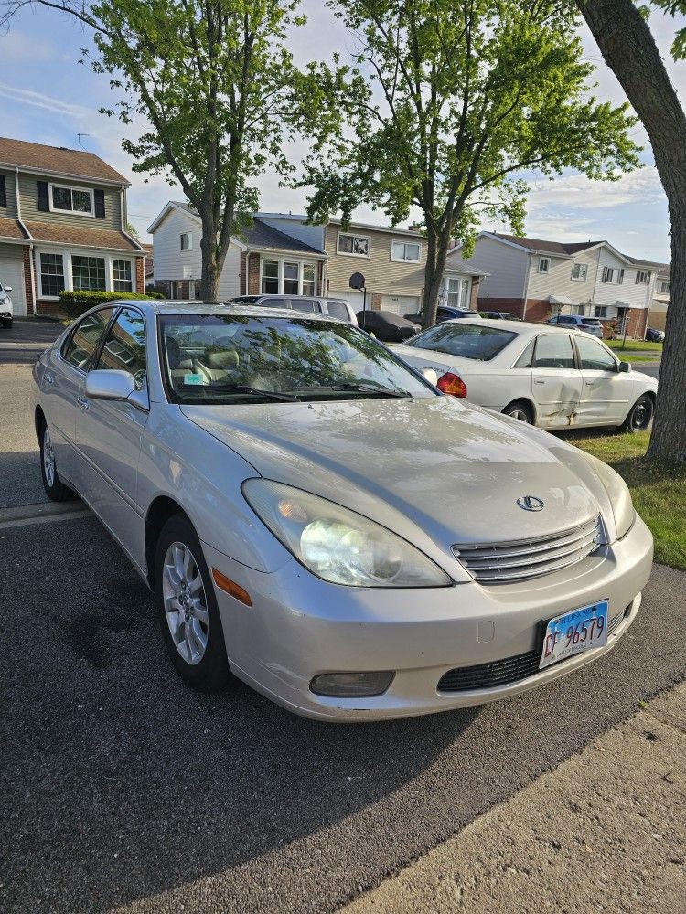 2002 Lexus ES 300 for Sale in Beach Park, IL - OfferUp