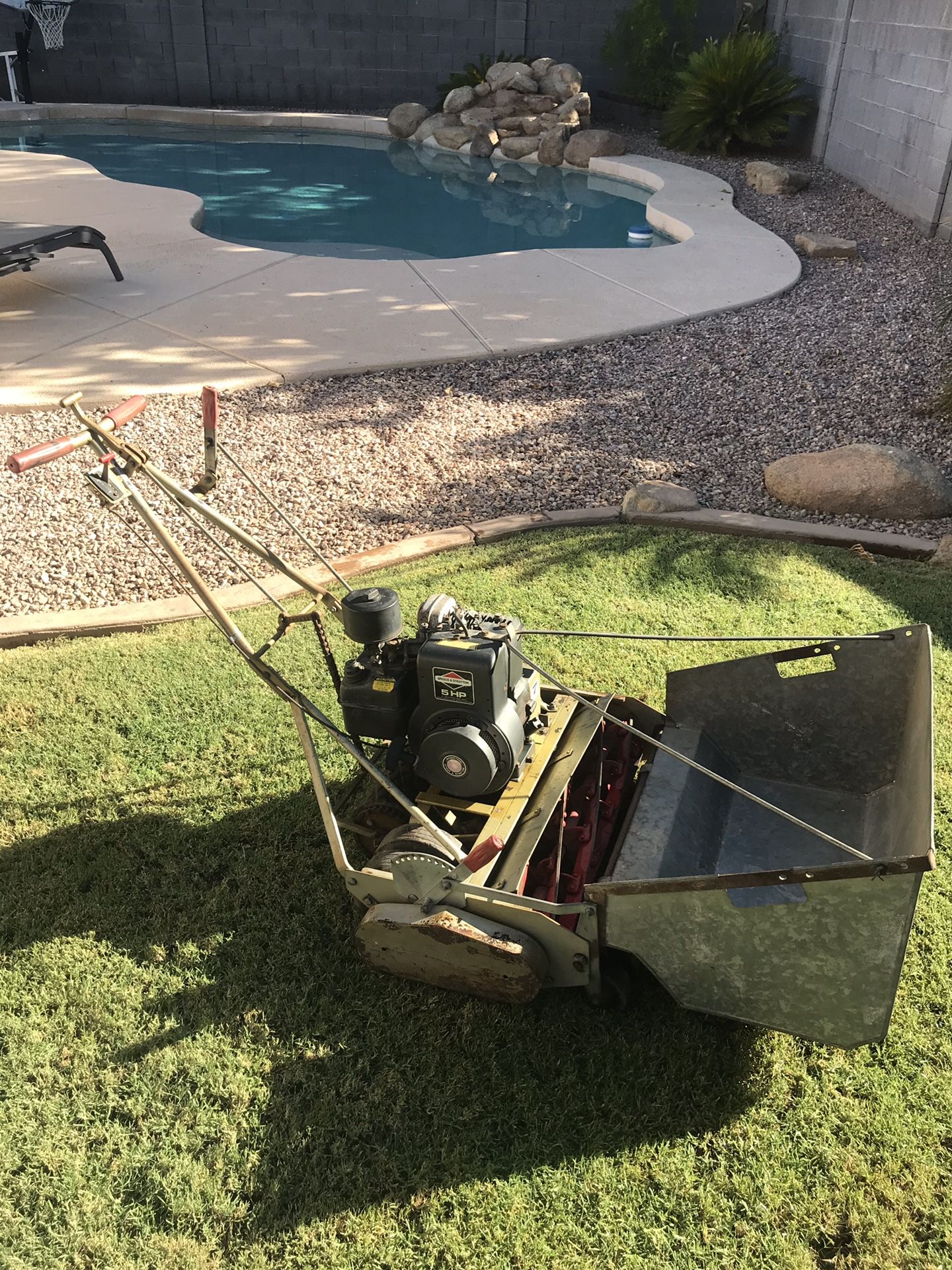 Pro- Master Tiff mower for Sale in Gilbert, AZ - OfferUp