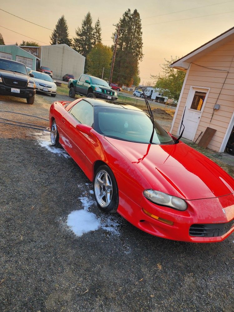 2001 Chevrolet Camaro for Sale in Onalaska, WA - OfferUp