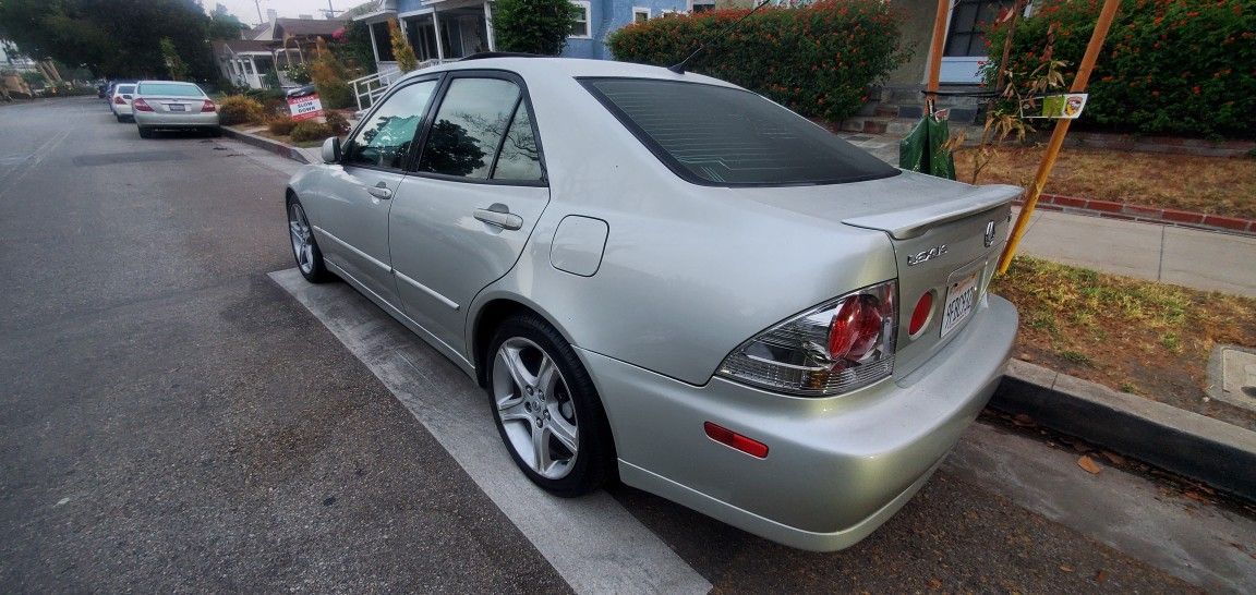 2003 Lexus IS 300 for Sale in Los Angeles, CA - OfferUp