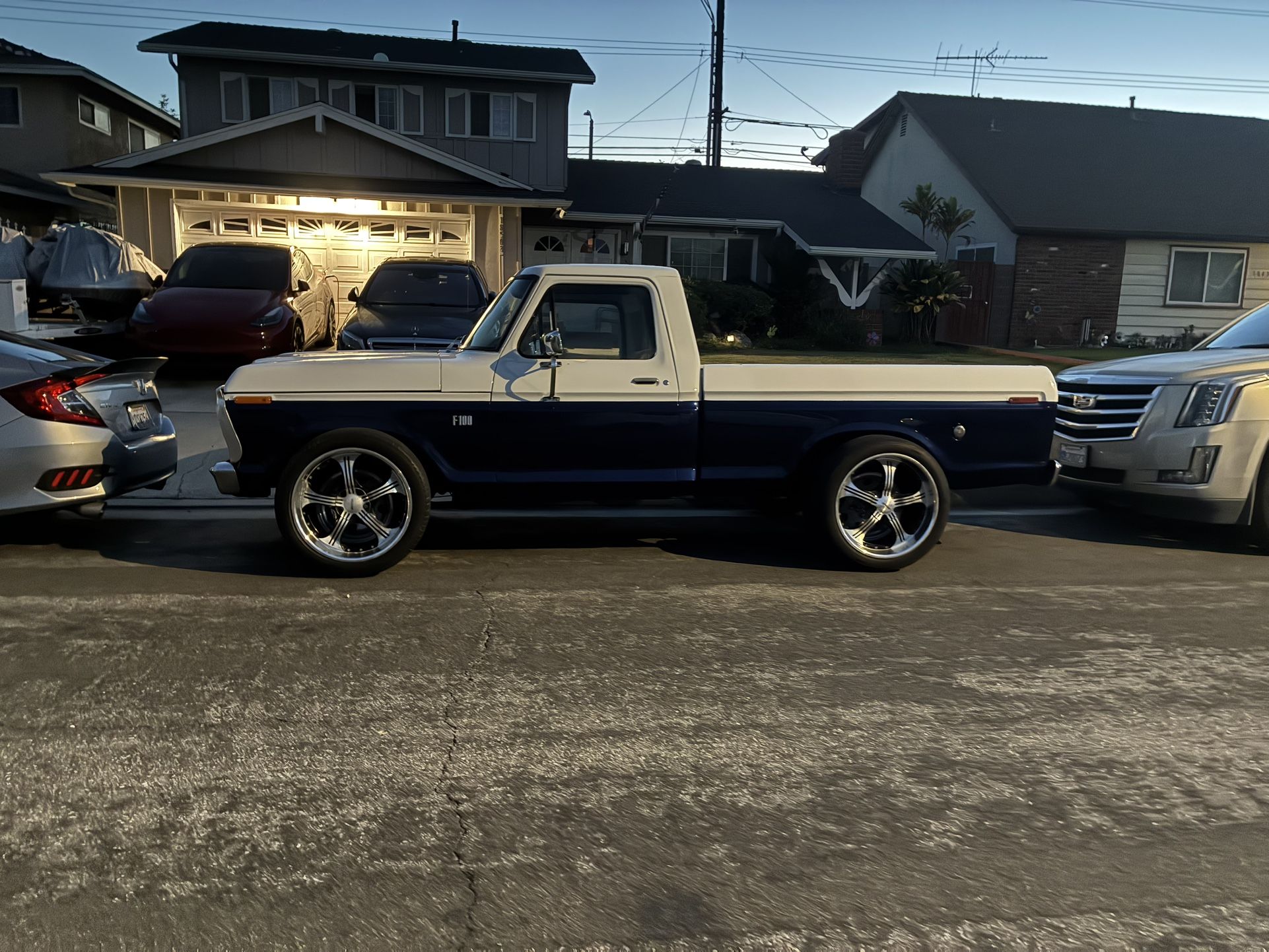 22 Inch Rims 5x5 Or 5x114.3 ( Chevy C10 Obs ) for Sale in Long Beach ...