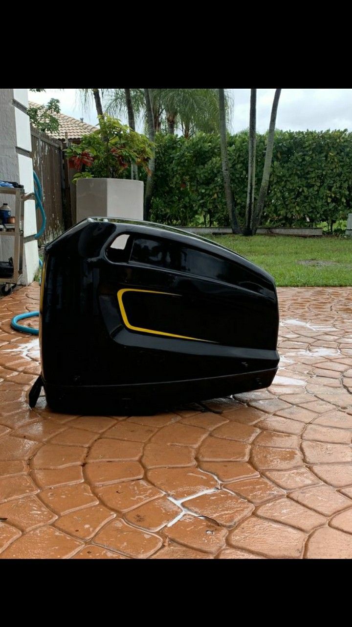 MERCURY 3.0L Alien Cowling for 300x (or) 300ProMax for Sale in Pembroke ...