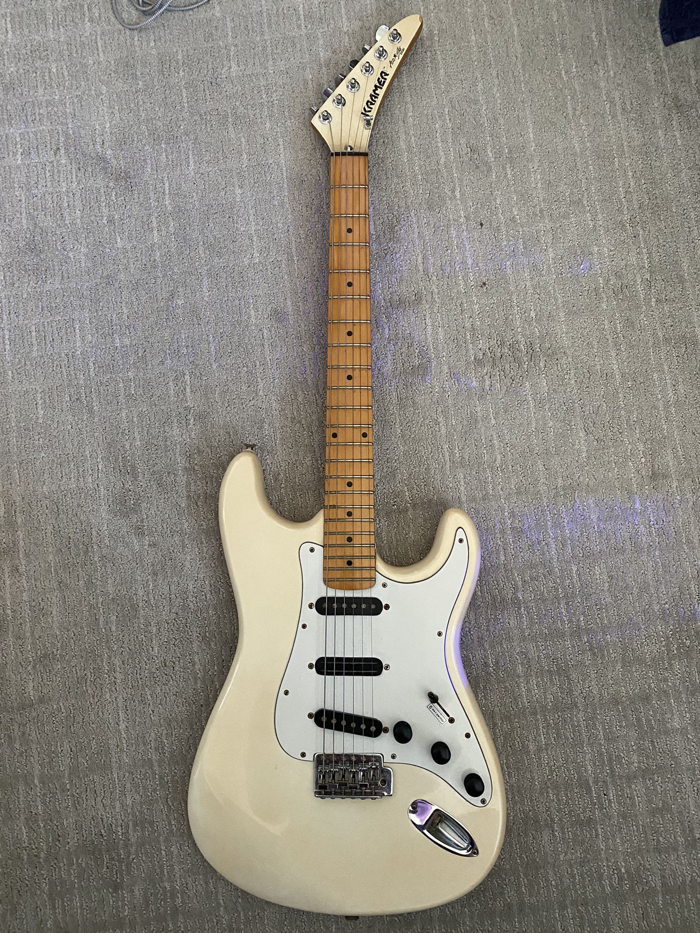 Broken Kramer Stratocaster-like-Guitar for Sale in Seattle, WA - OfferUp