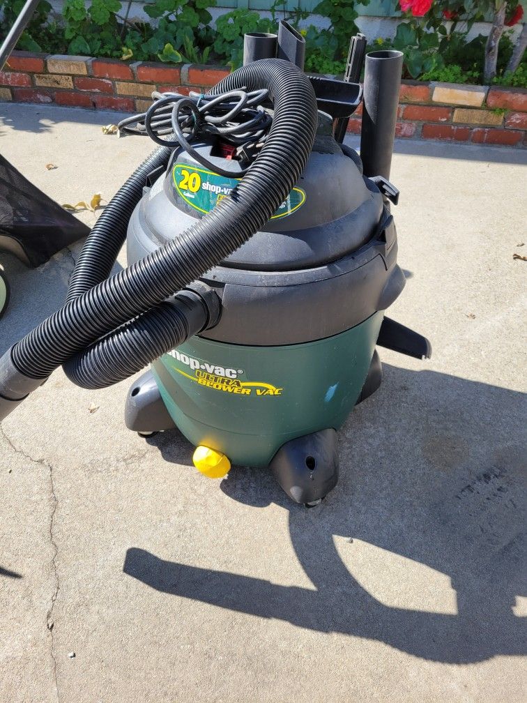 Shop Vac 20 Gallon Wet/Dry Vacuum w/Attachments for Sale in Monterey ...