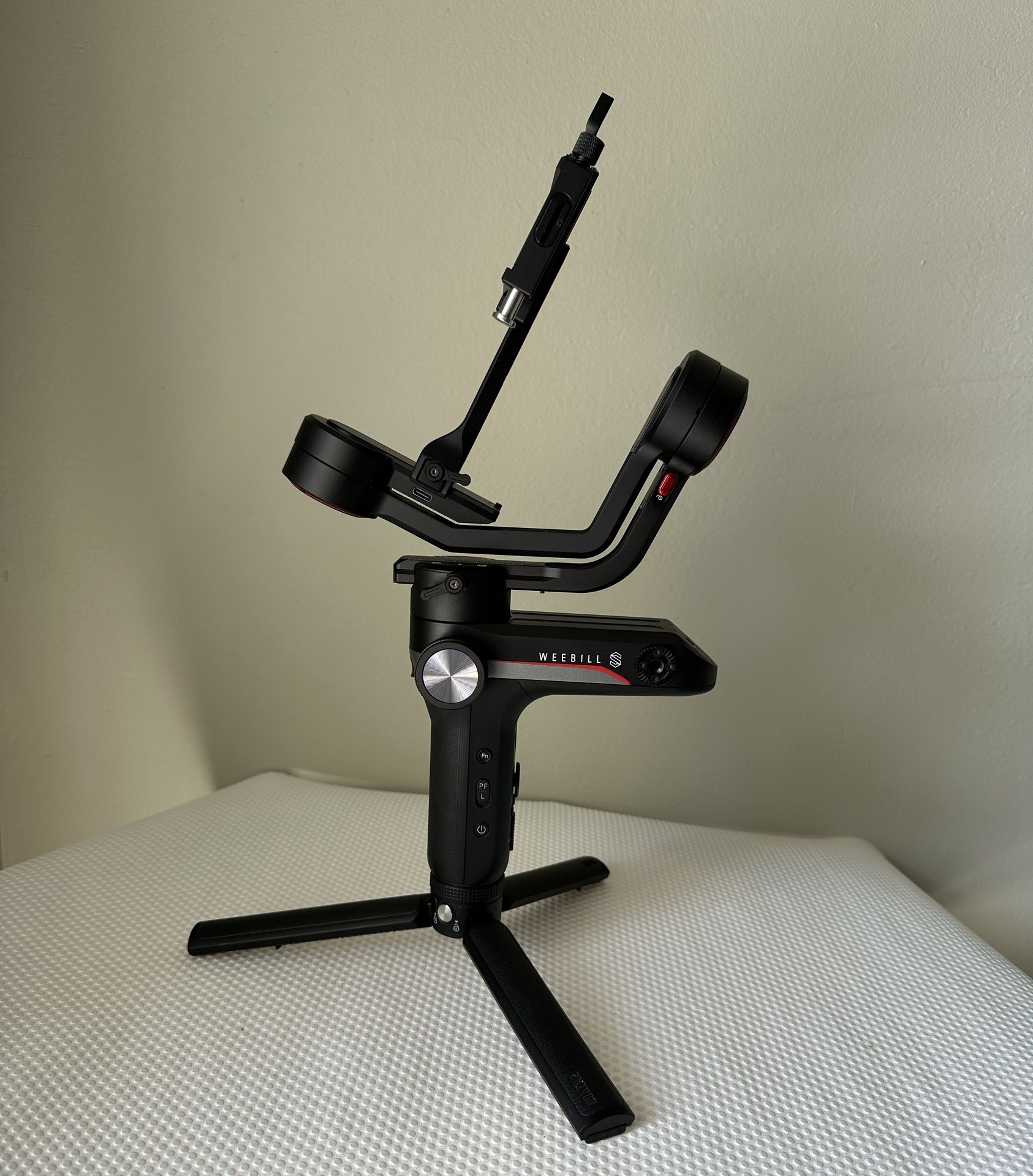 Compact Gimbal Stabilizer For Camera for Sale in North Miami Beach, FL ...
