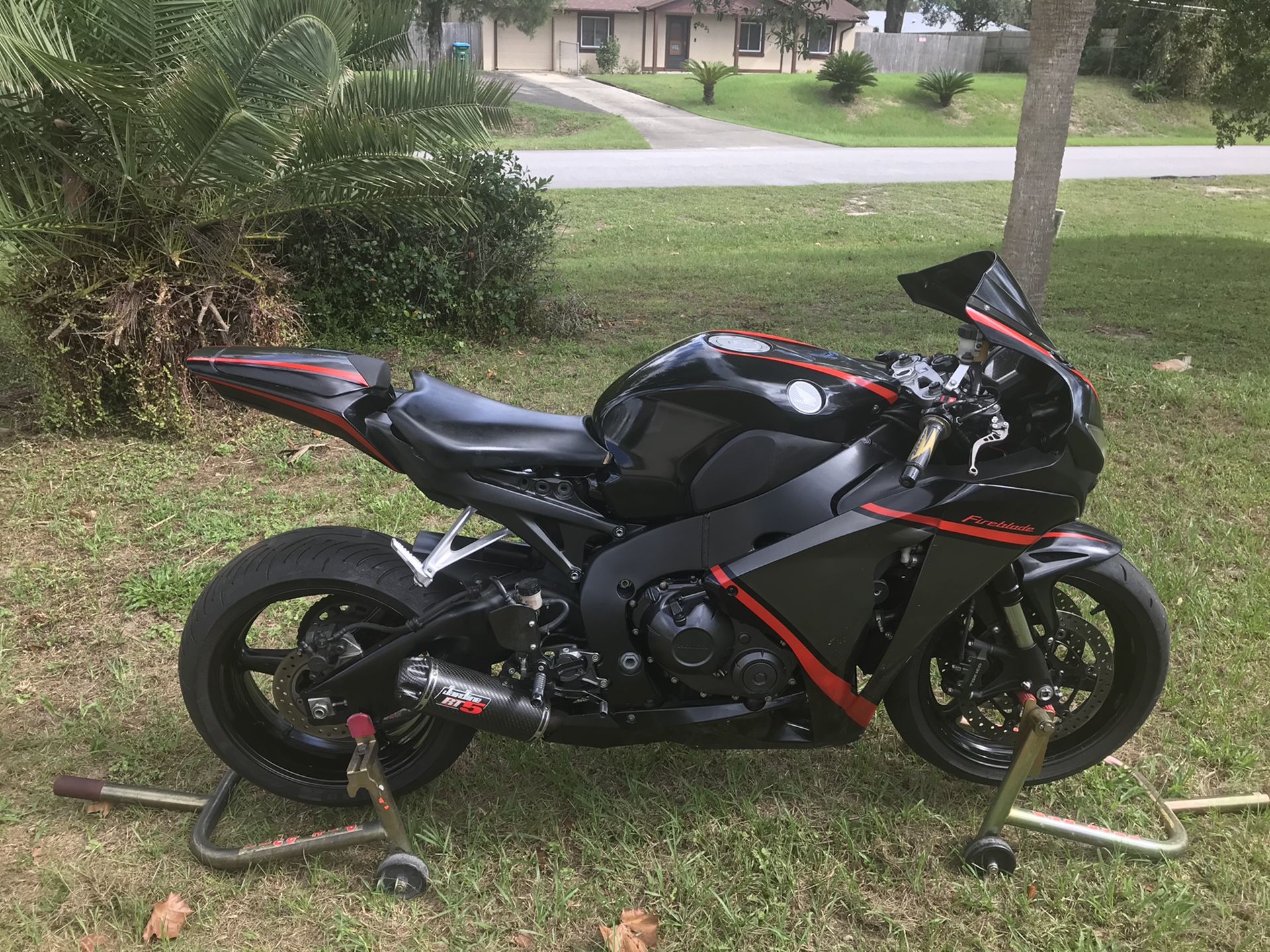 Cbr1000rr Cbr 1000rr Fireblade Edition 2008 to 2011 Clean title Parting ...