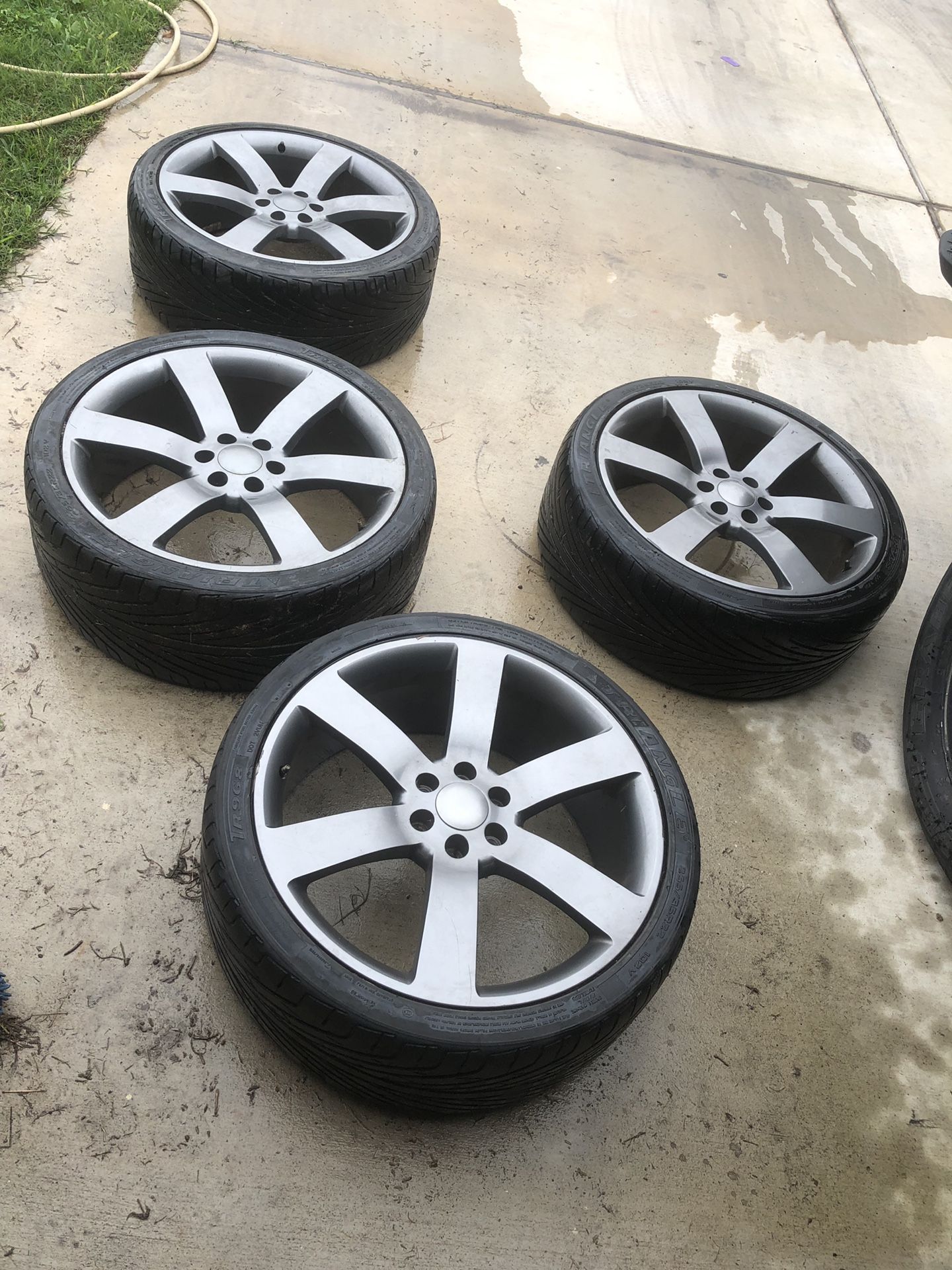 22” inch Trailblazer SS wheels $800 for Sale in McAllen, TX - OfferUp