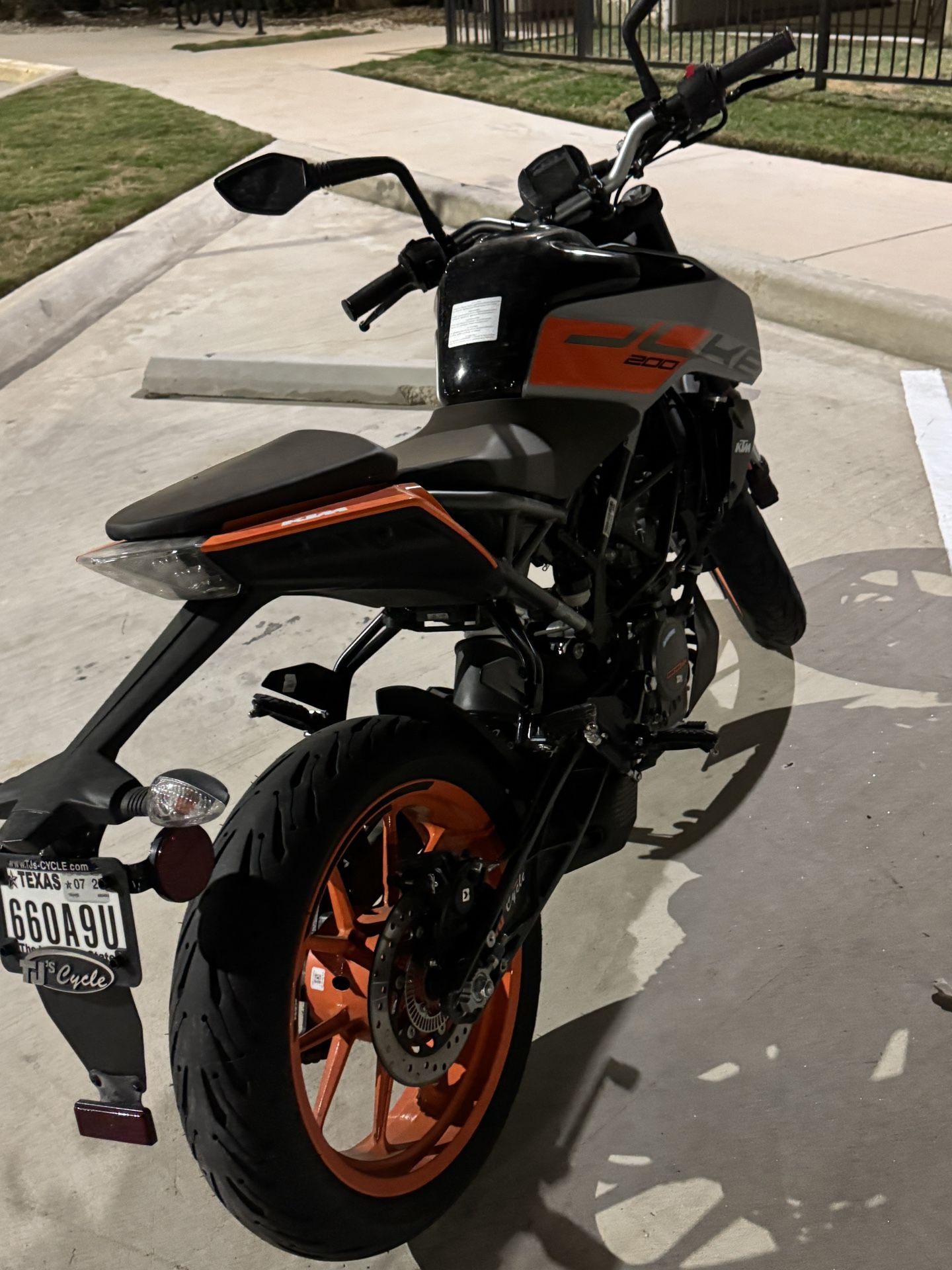 2023 Ktm duke Duke 200 for Sale in San Marcos, TX - OfferUp