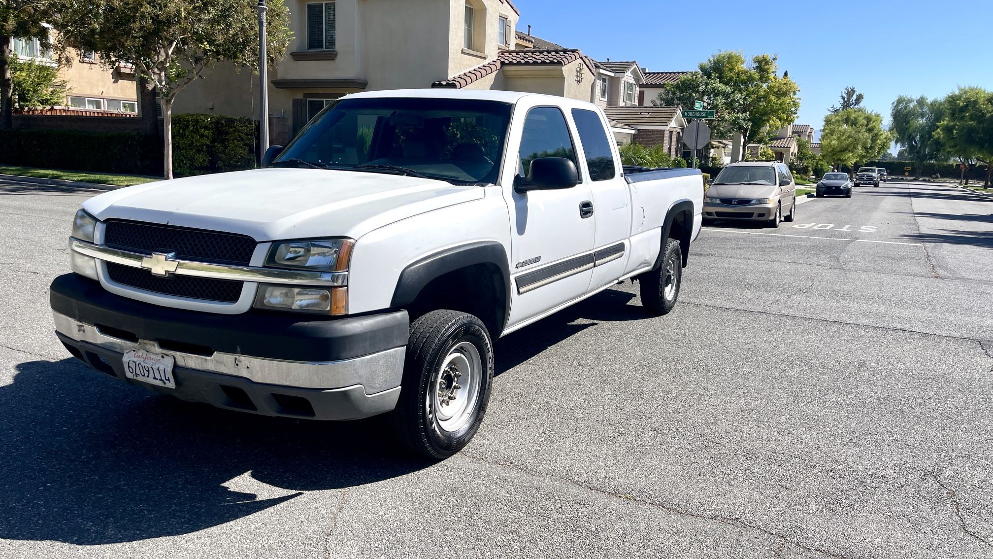 2003 Chevy Silverado 2500 Hd for Sale in Chino, CA - OfferUp