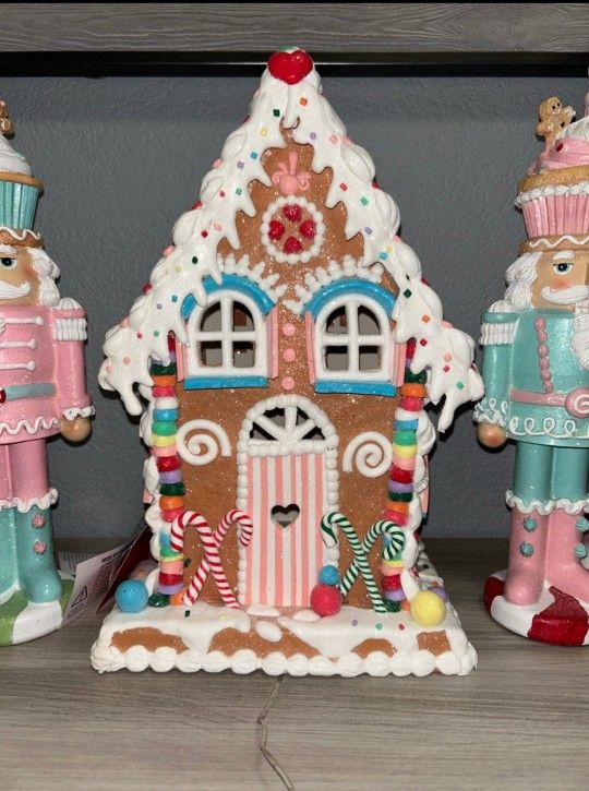 Candy filled Large Gingerbread House for Sale in Pico Rivera, CA - OfferUp