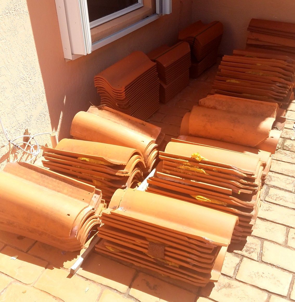 Altusa roof tiles Venezuela for Sale in Miami, FL - OfferUp