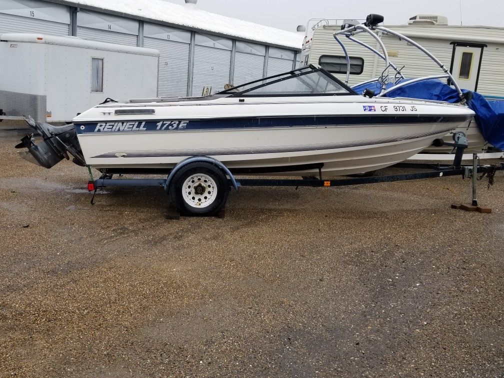 Reinell Boat!! Its 1986 Best offer for Sale in HILLTOP MALL, CA - OfferUp