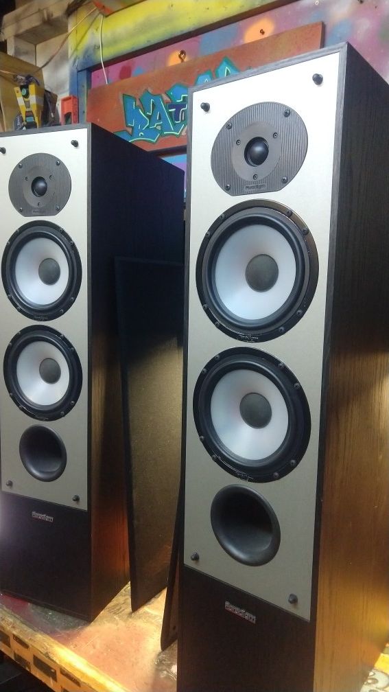 Paradigm 7Se mk3 Tower Speakers for Sale in Auburn, WA - OfferUp