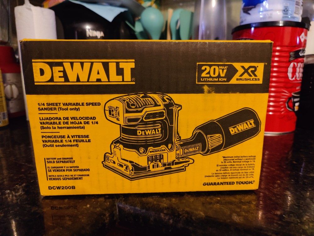 DeWalt 20V XR Brushless 1/4 Sheet Variable Speed Sander (Tool Only) for ...