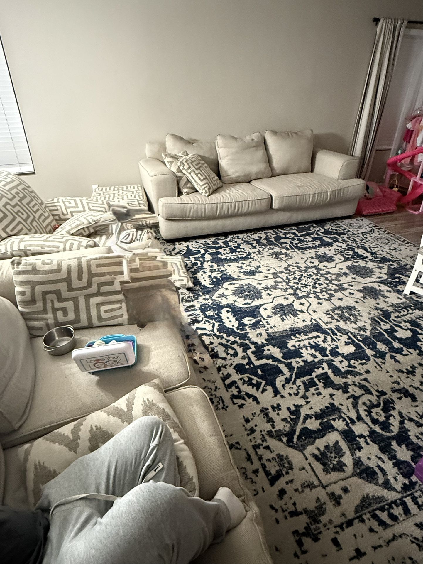 Free!! Couches for Sale in Gilbert, AZ - OfferUp