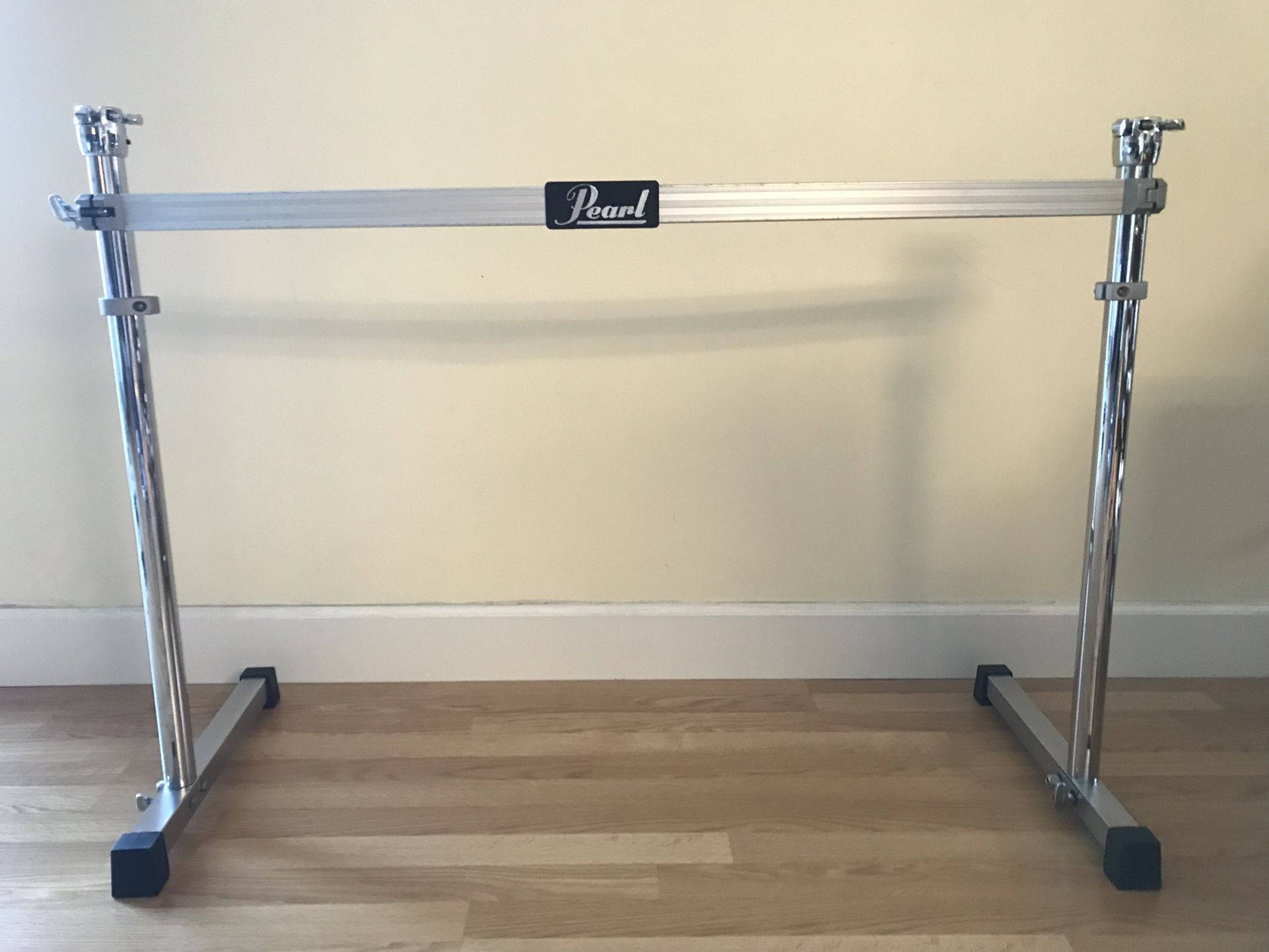 Pearl Icon Single Drum Rack - Curved for Sale in Cypress, CA - OfferUp