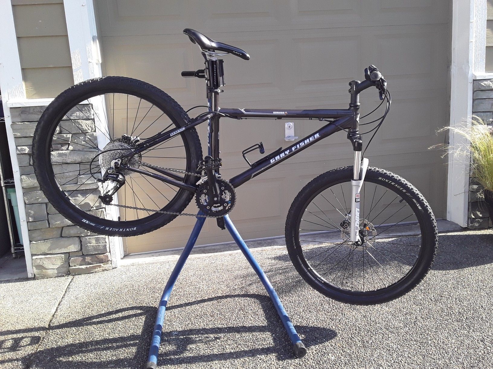 Gary Fisher Gold Series Disc Brake 17-1/2" Aluminum Frame 26" Tire Mountain Bike for Sale in ...