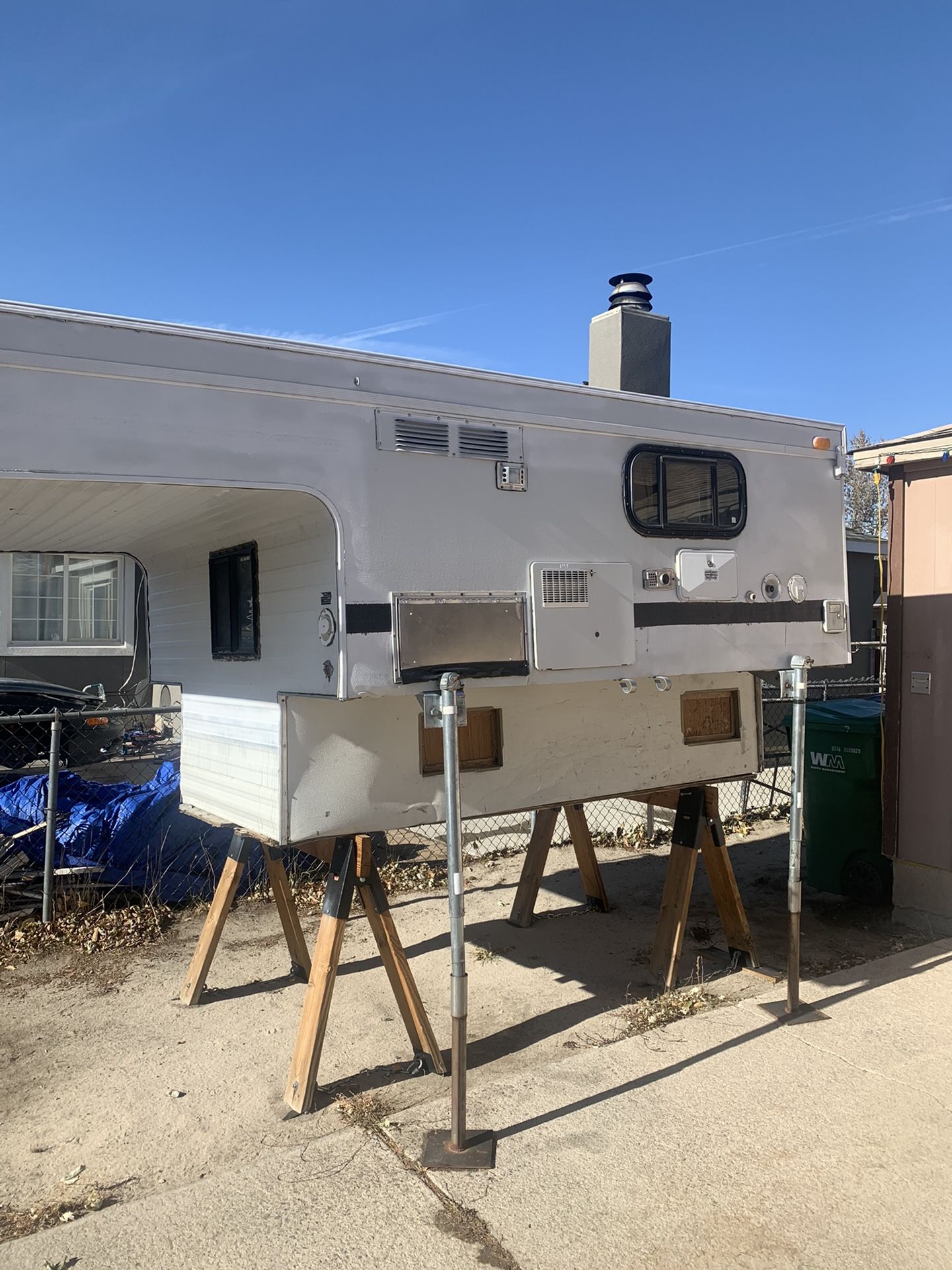 1997 Jayco Overhead Camper for Sale in Sparks, NV - OfferUp