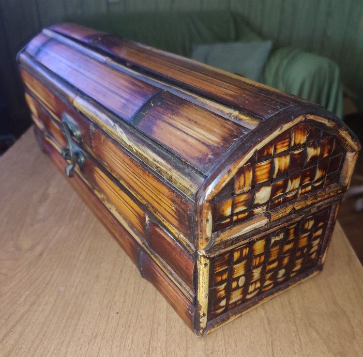 Bamboo Handmade Trinket Box with Hook Latch 13.5"x4.25" for Sale in San ...