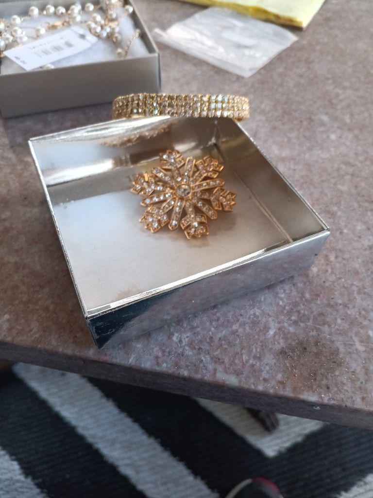 Bracelet And Pindant for Sale in Portland, OR - OfferUp