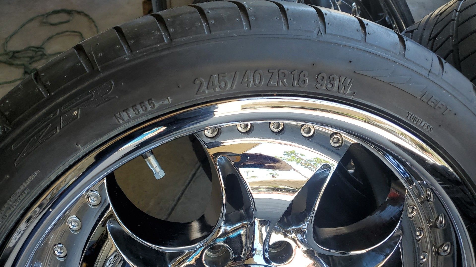 6 lug- 18 in. - Chevy Chrome 5 star rims for Sale in Pasadena, CA - OfferUp