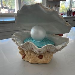 Giant Clam Shell Prop