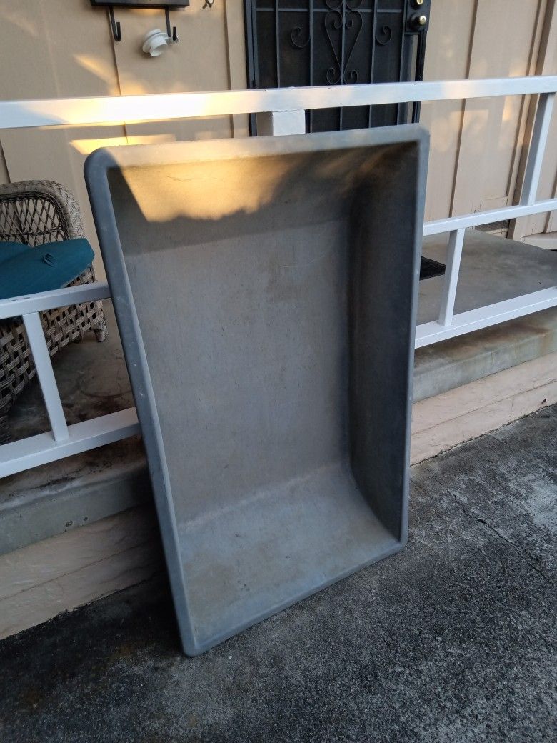 Mud Box for Sale in Napa, CA - OfferUp