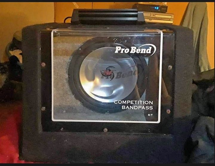 Pro bend Compentition bandpass R/T box with 12" KENWOOD speaker ...
