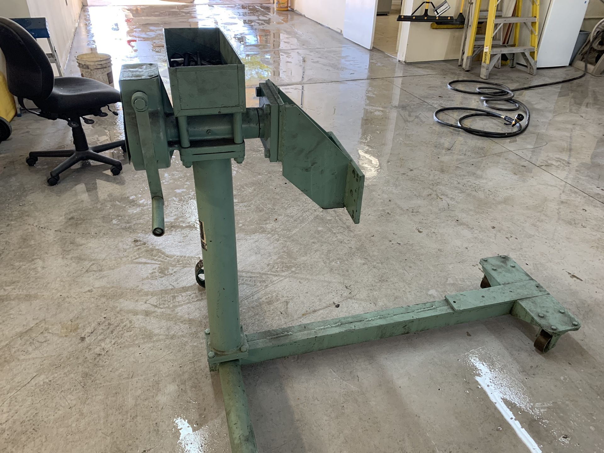 OTC 6,000 Lb Revolver Diesel Engine Stand In Peotone, IL, 46% OFF